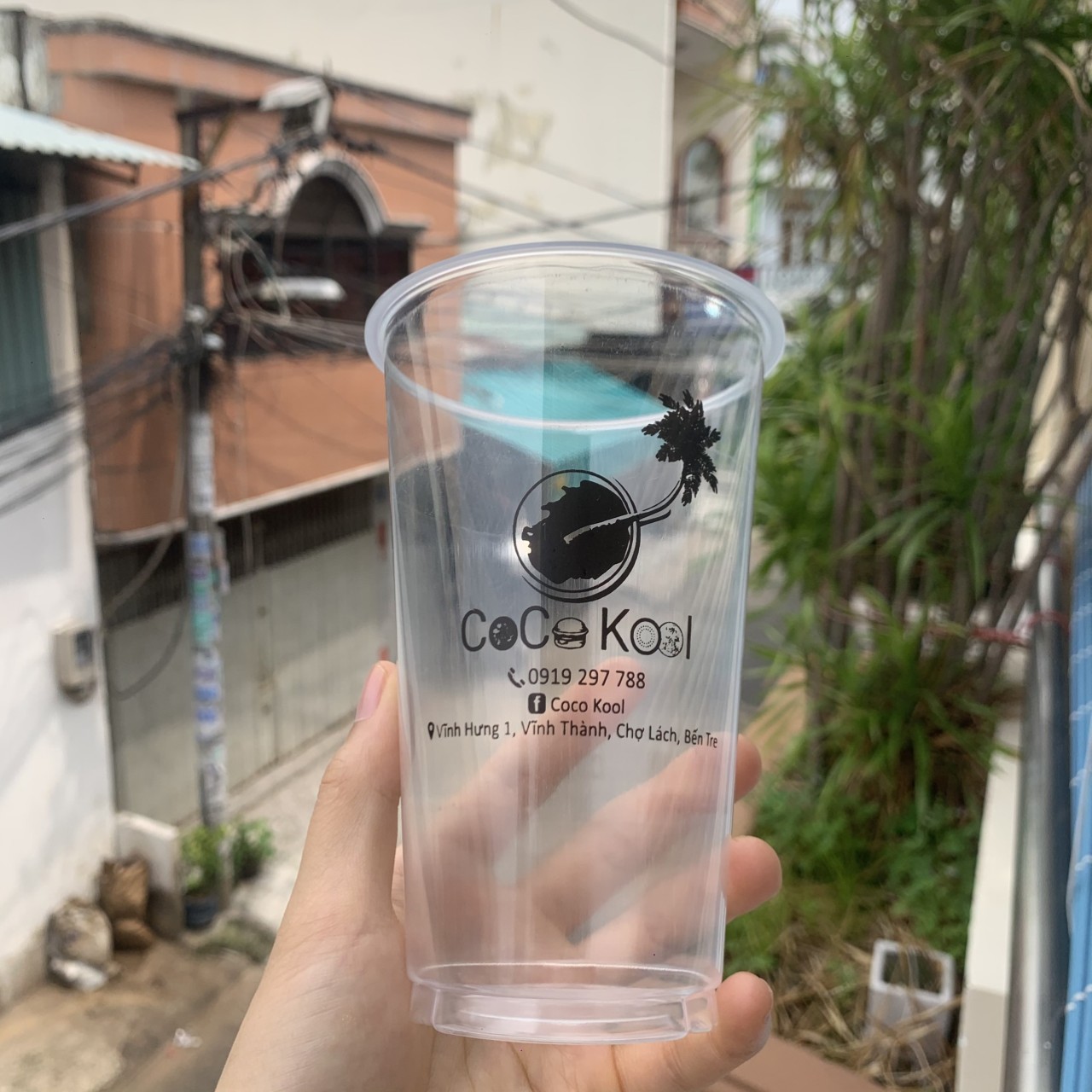 10+ mẫu thiết kế logo ly trà sữa độc đáo